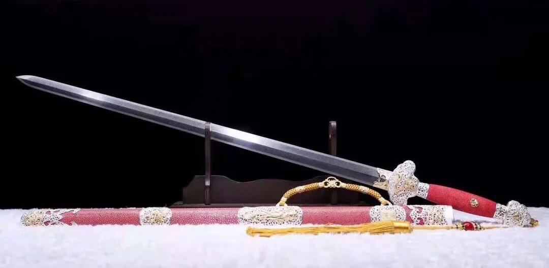 Why is it so expensive to make swords from meteorite iron! - iNEWS