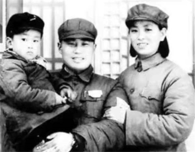 In 1964, Wang Jinshan and Huang Shenrong married, and the original ...