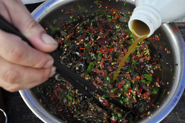 A delicacy: cow dung (cow deflated) - iMedia