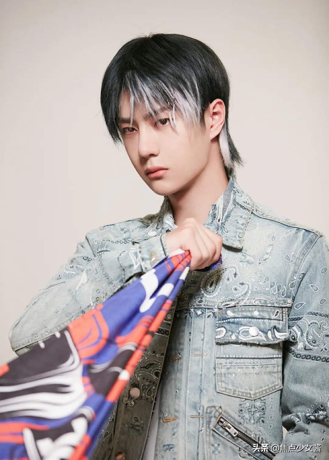 The first official announcement of "Hip-hop 4", Wang Bo's blue and ...