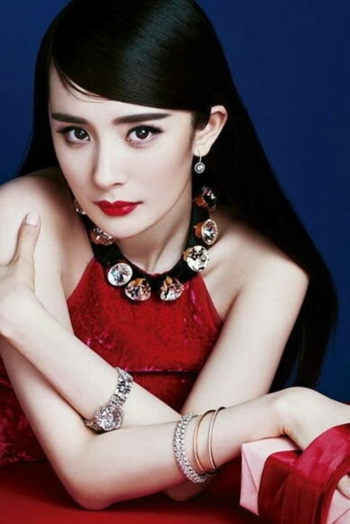 The charming and charming Yang Mi - iMedia