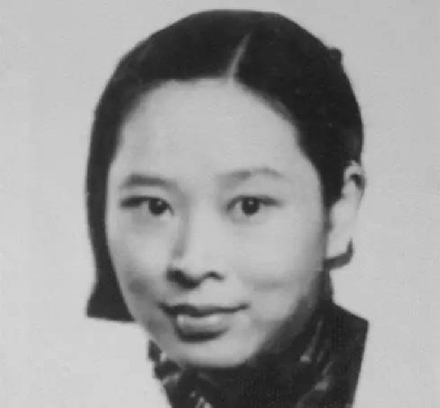 She is Ye Jianying's third wife, former secretary of Deng Yingchao, and ...