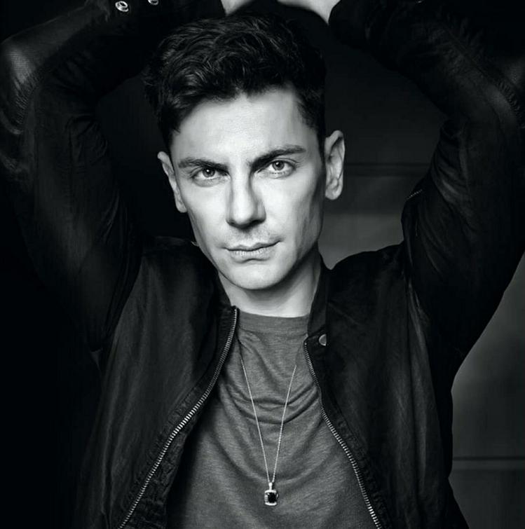 "Master of Piano" Maxim will play the magic city, meet Maxim's Shanghai ...