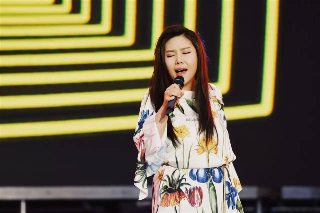 Ji Minjia's live singing was pitiful by netizens, and I responded ...