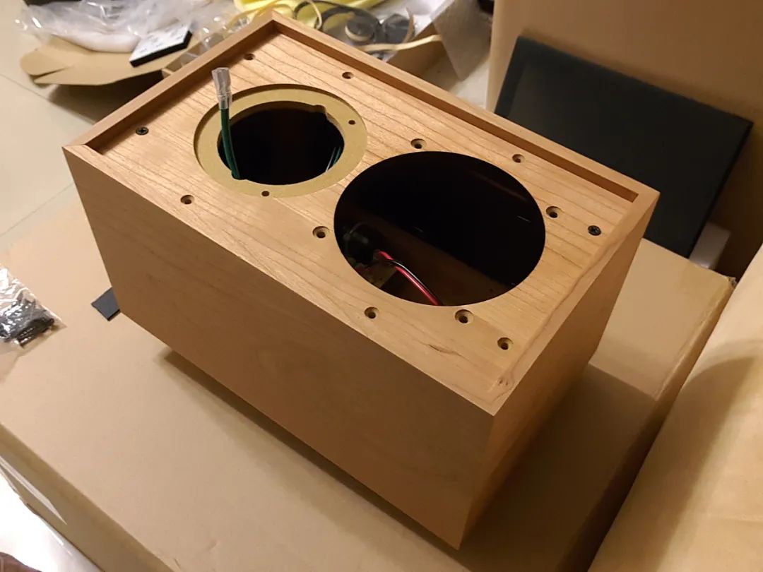 RESPOND銳榜LS3/5A監聽書架箱套件 - 資訊咖