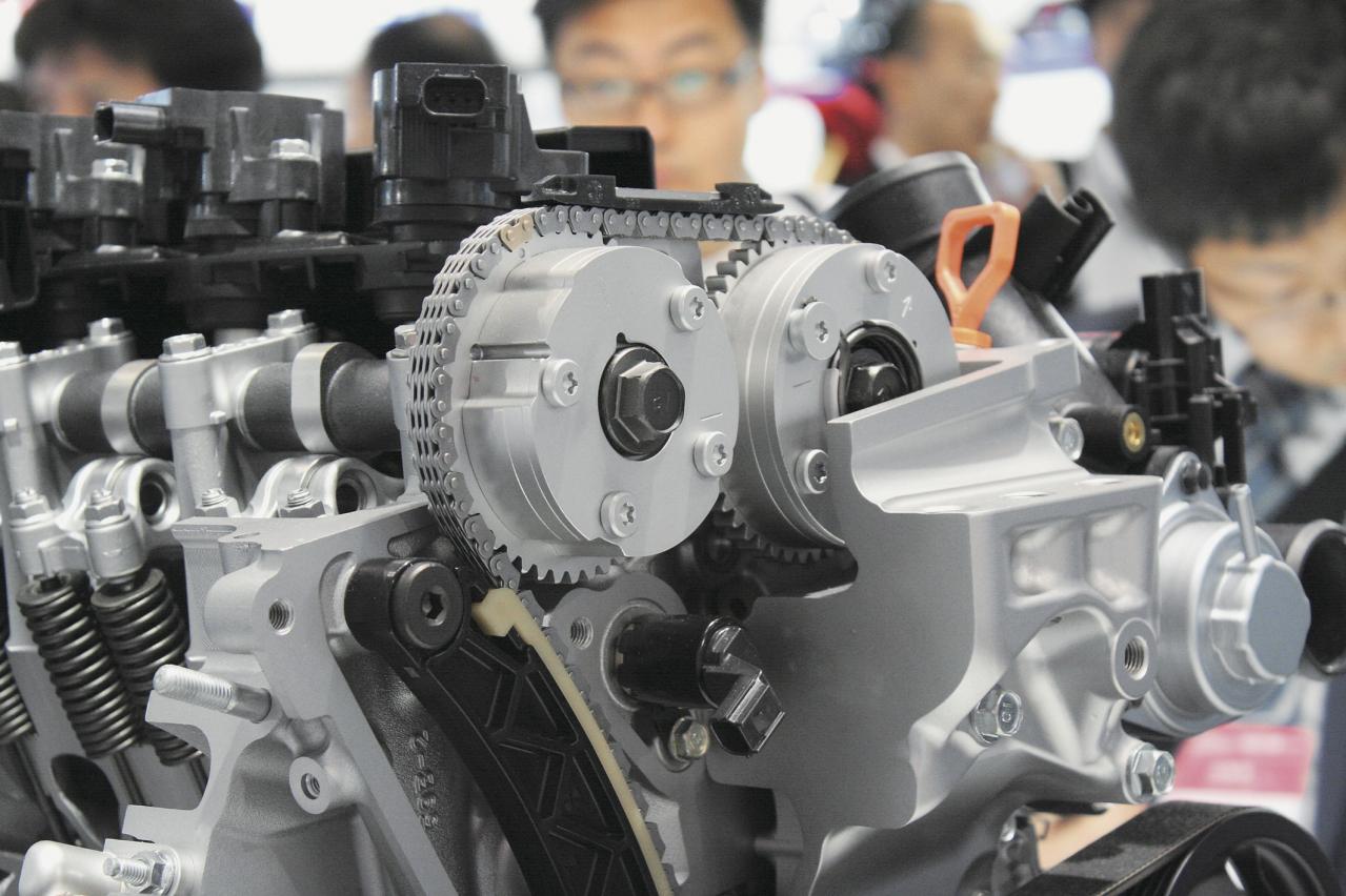 Toyota variable valve timing mechanism: VVT, VVT-i, VVT-iE, VVT-iW ...