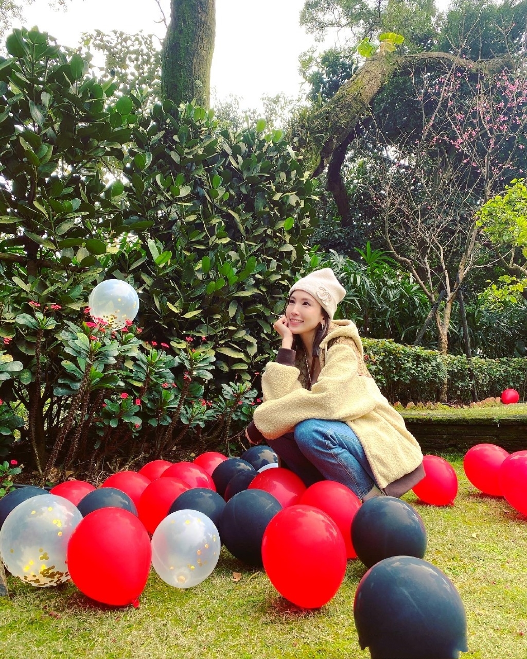 Lin Zhiying celebrated Valentine's Day with a heart-shaped gesture, but ...