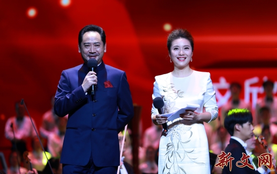 Xinwen.com headline-singer Wenxin concert Yan Weiwen, Tong Tiexin, Liu ...