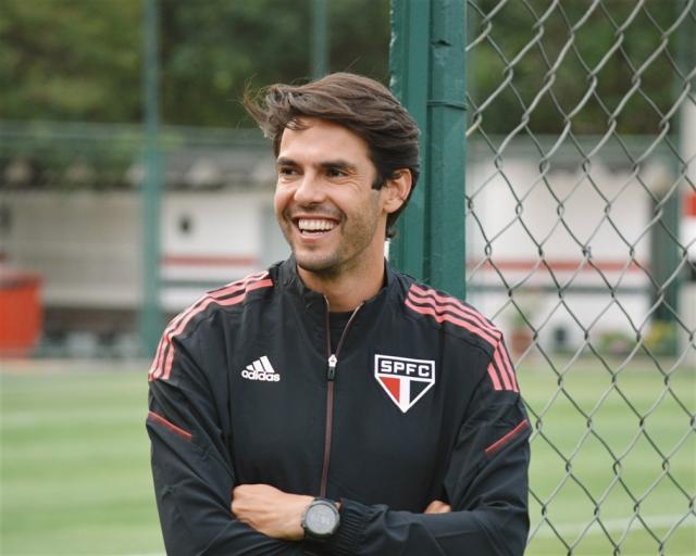 Kaka is taking a test for A-level coach Zeng Sini: he is the new head ...