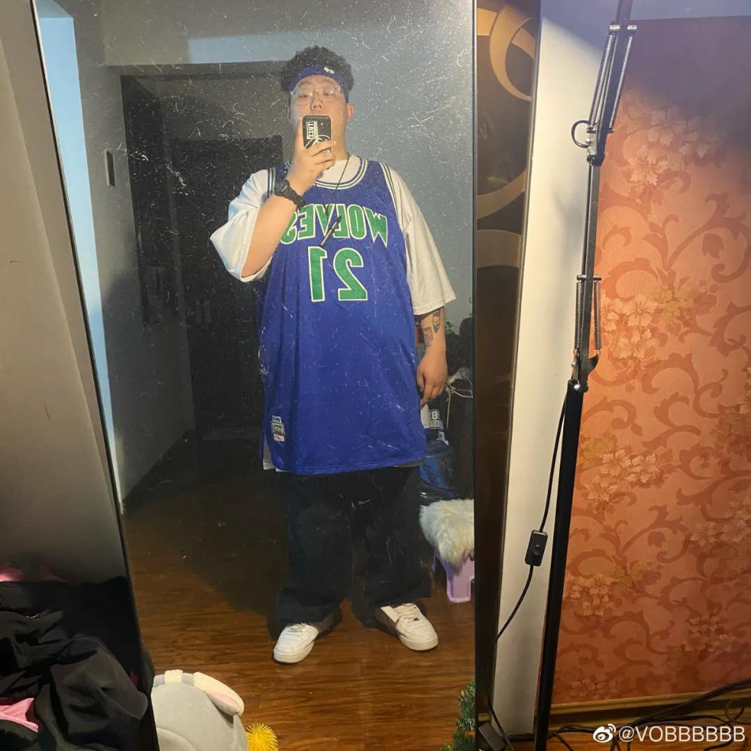 VOB's first solo album, is it worthy of his title of "the leader of the ...