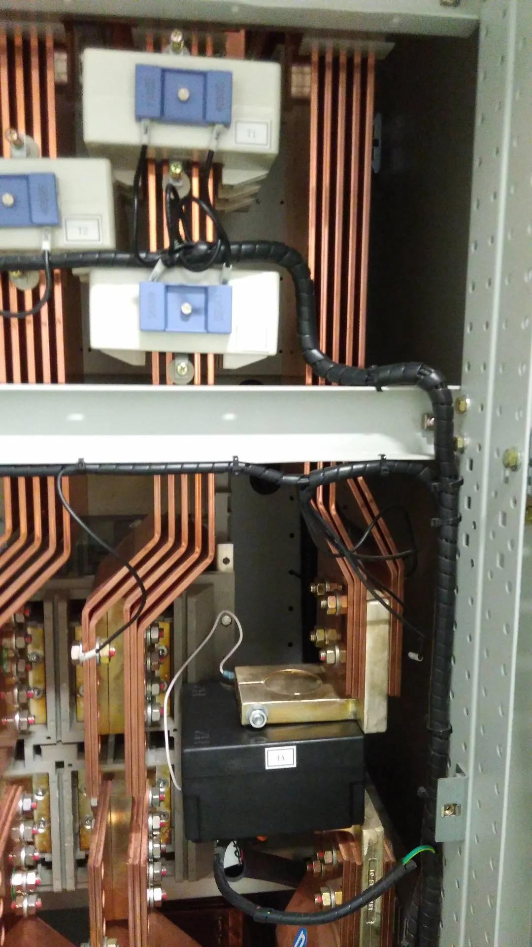 Schneider BLOCKSET low voltage withdrawable switchgear - iNEWS