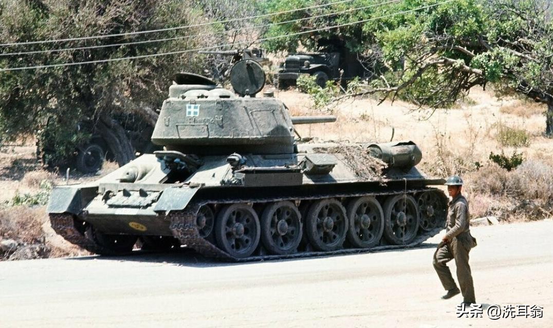 The first show of Soviet tanks in Cyprus, T-34-85 vs. M47 - iNEWS