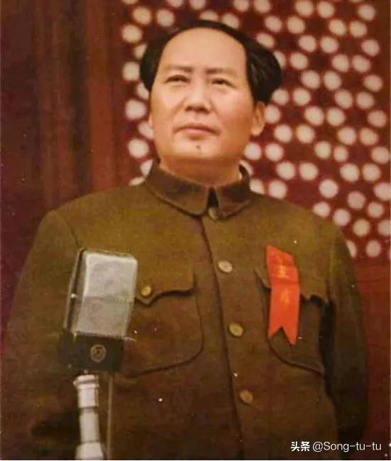 Why can a great man command the heroes?Among the answers of the ...