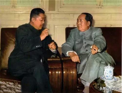 He Long's love for weapons is beyond your imagination - iNEWS