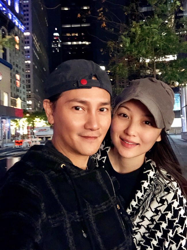 Ding Zijun is rarely on a reality show, and he is super virtuous to cook and do housework in ...