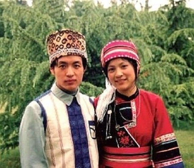 The genius poet Gu Cheng: a malmarriage of two wives, killed his wife ...