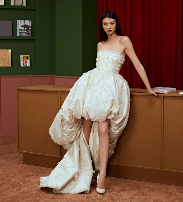 Chinese supermodel Century is in the same frame, Lu Yan and Dujuan are ...