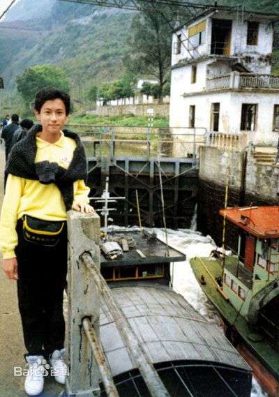 What has Chen Jianfeng experienced from being a TVB student to becoming ...