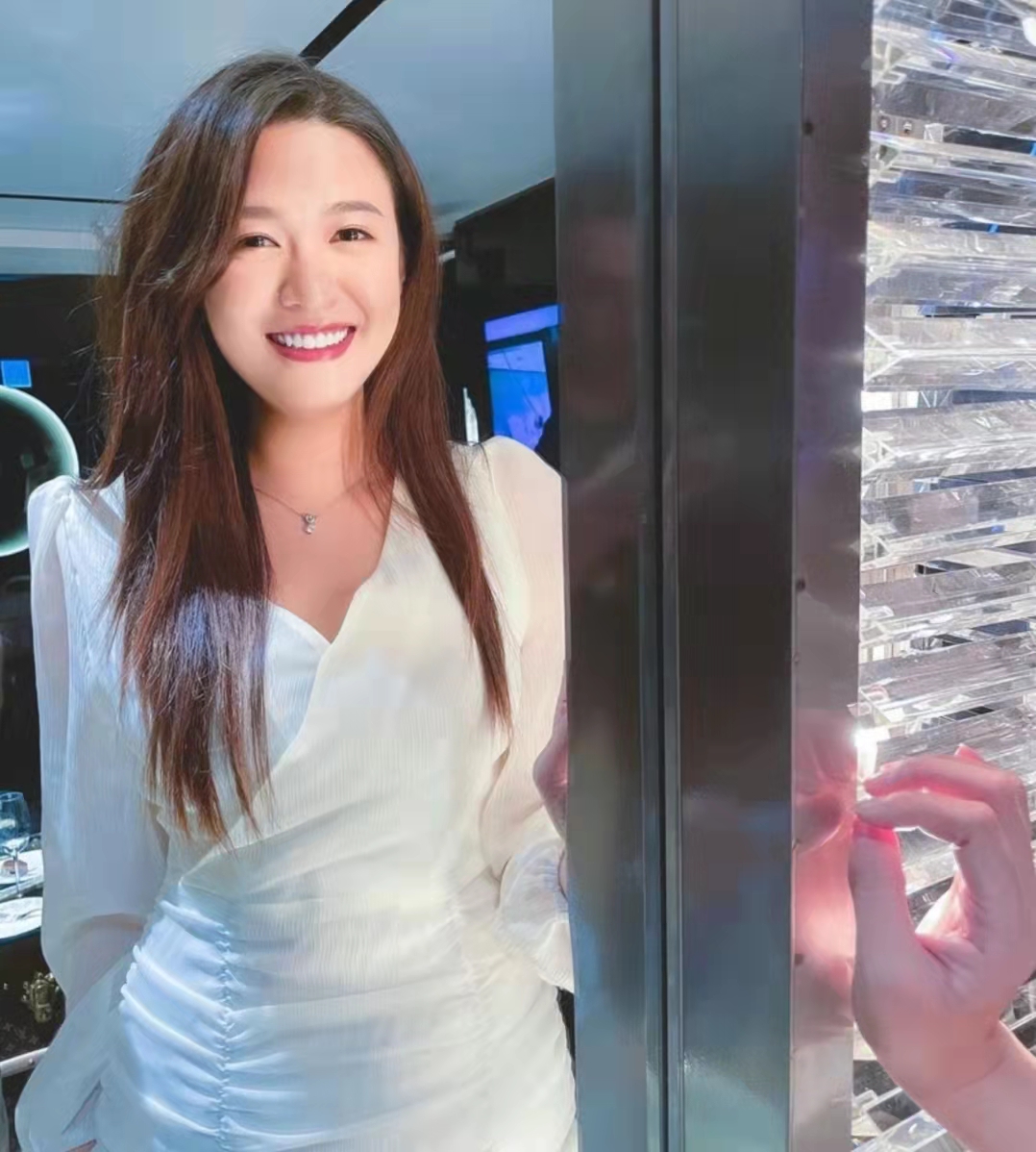Good things are coming?TVB urges Xiaohua Jiang Jiamin to be celebrated by her boyfriend outside ...