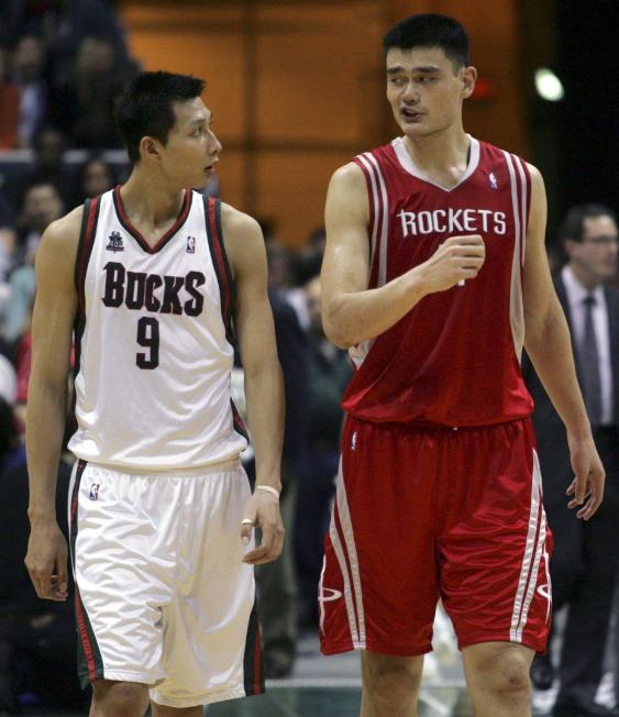 Yao Ming scored 9,247 points in the NBA! Ah Lian scored 2148 points ...