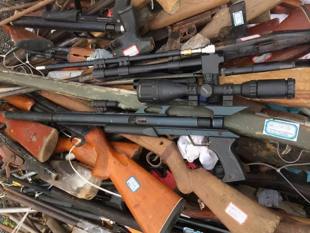 If there are not enough bullets on the battlefield, can you pick up ...