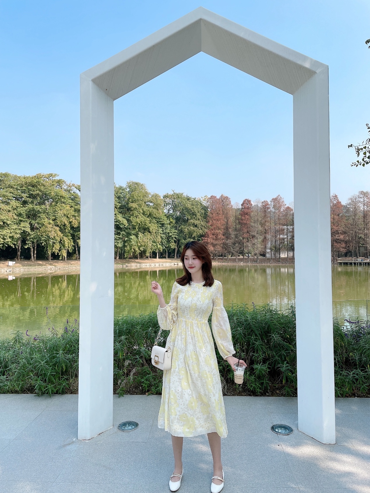 Seven points are cool, nine points are cured, all hidden in this dress ...