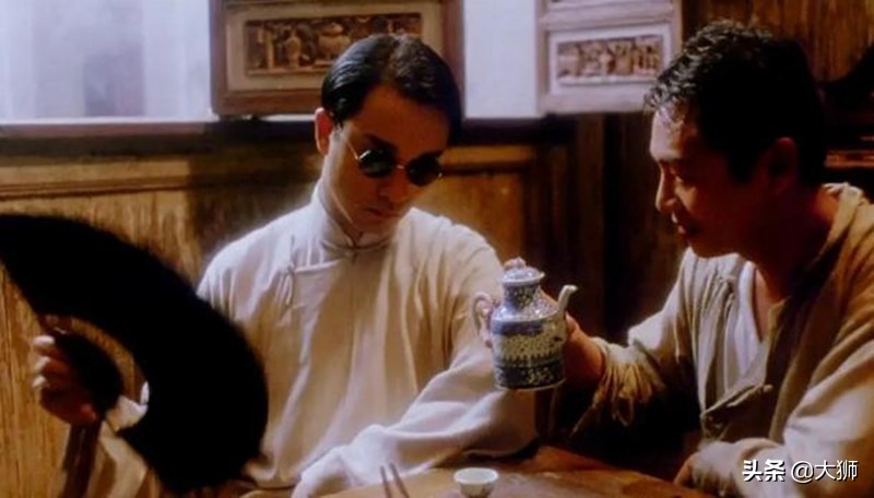 In the old age, there is a deception party that specializes in ...