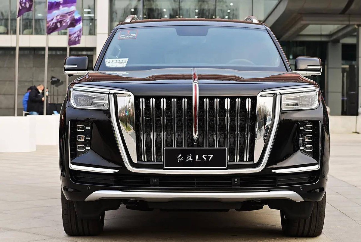 It has been confirmed that the Hongqi LS7 has been exposed, and the domestically produced V8 is ...