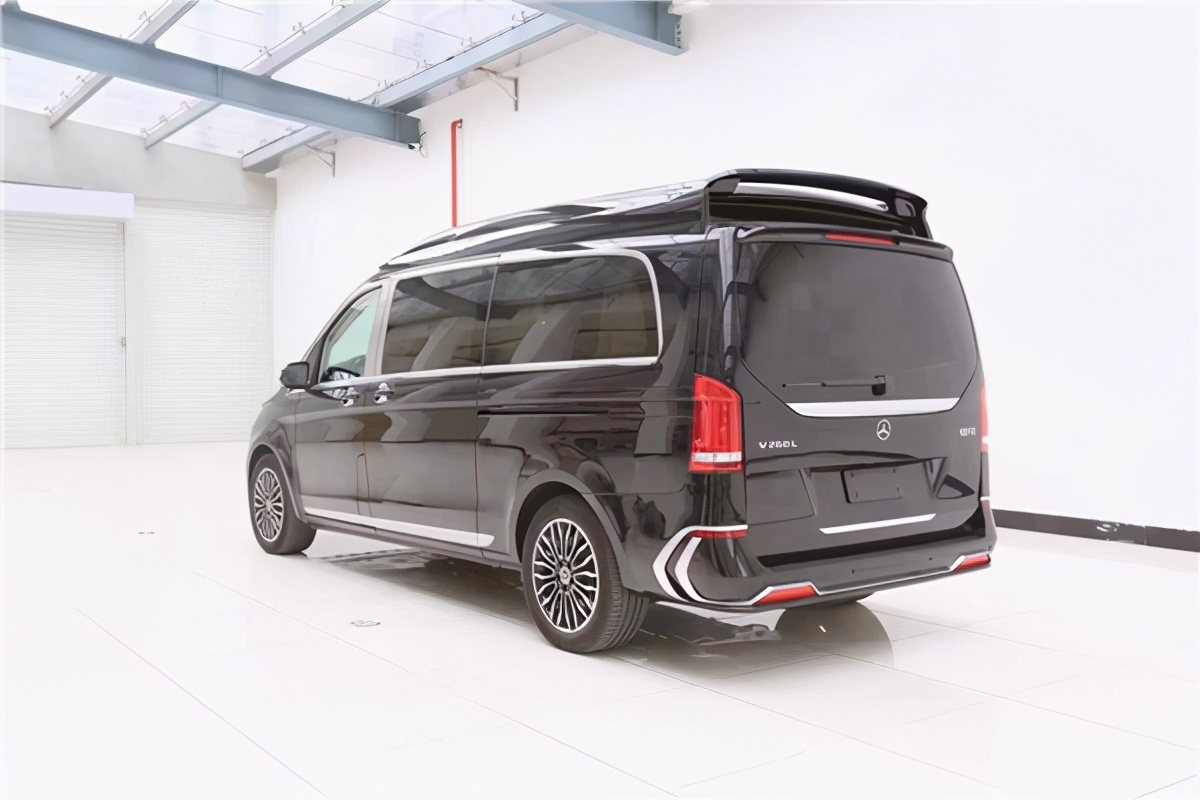 Mercedes-Benz V260L high-top reading version, unparalleled luxury and atmosphere - iMedia