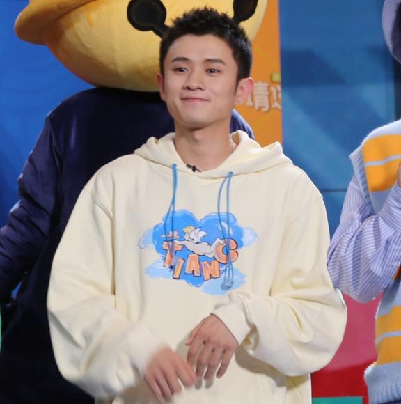 "Summer Boys" does not start the second season?Officially grateful for ...