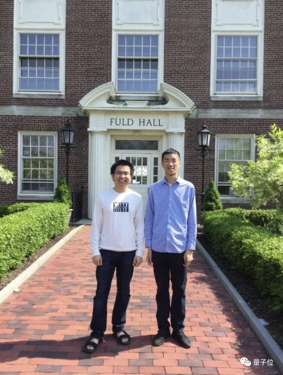 A 26-year-old mathematics genius returned to China to teach, and just ...