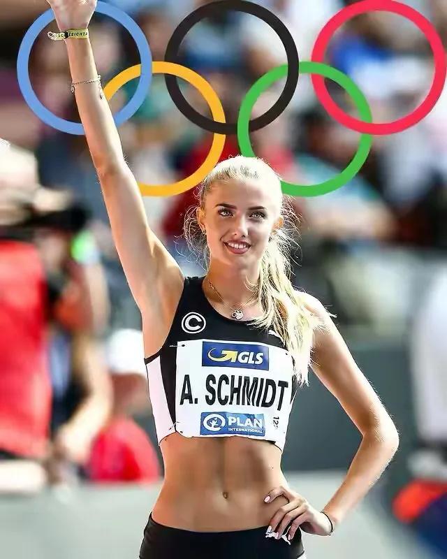 The beauty of the German sports sprinter-Alika Schmidt, known as "the ...