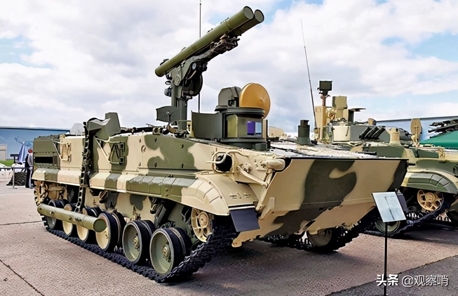 A powerful tank killer! T-14 tank chassis, equipped with "Chrysanthemum ...