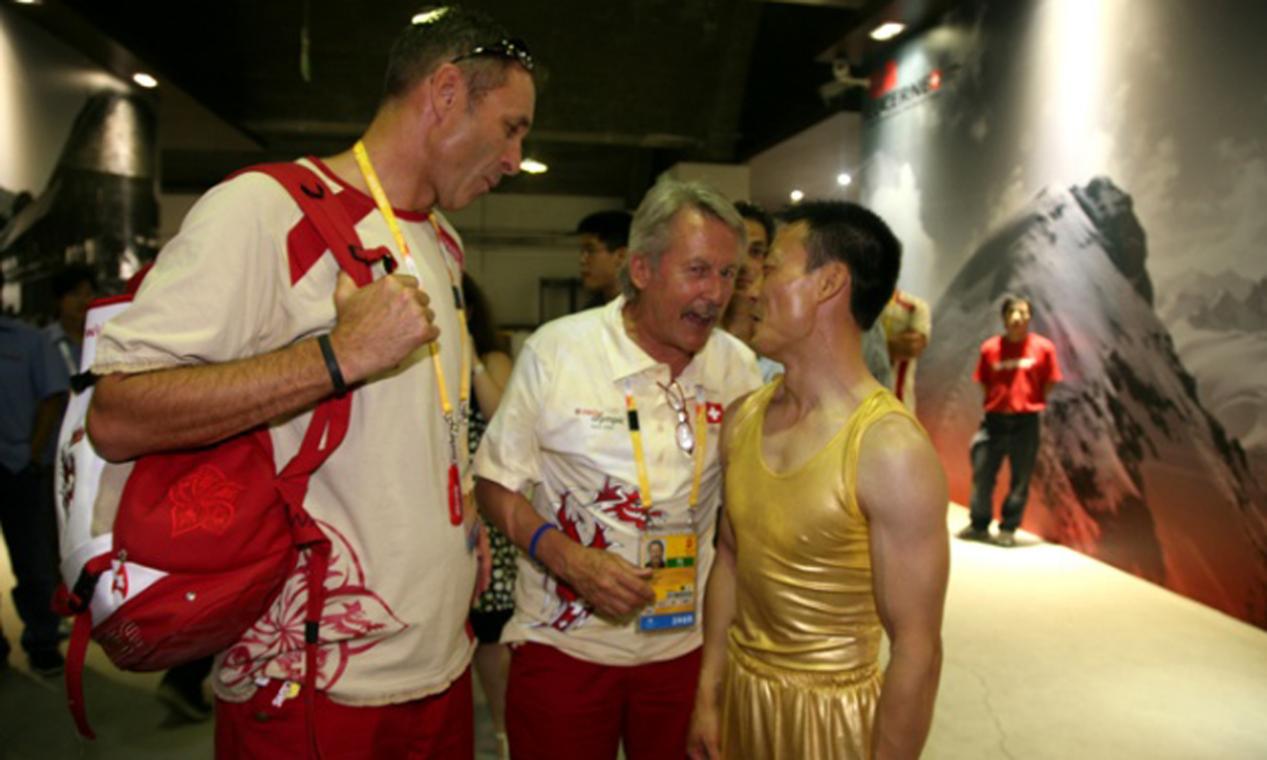 Gymnastics champion Li Donghua, who was expelled from the national team ...