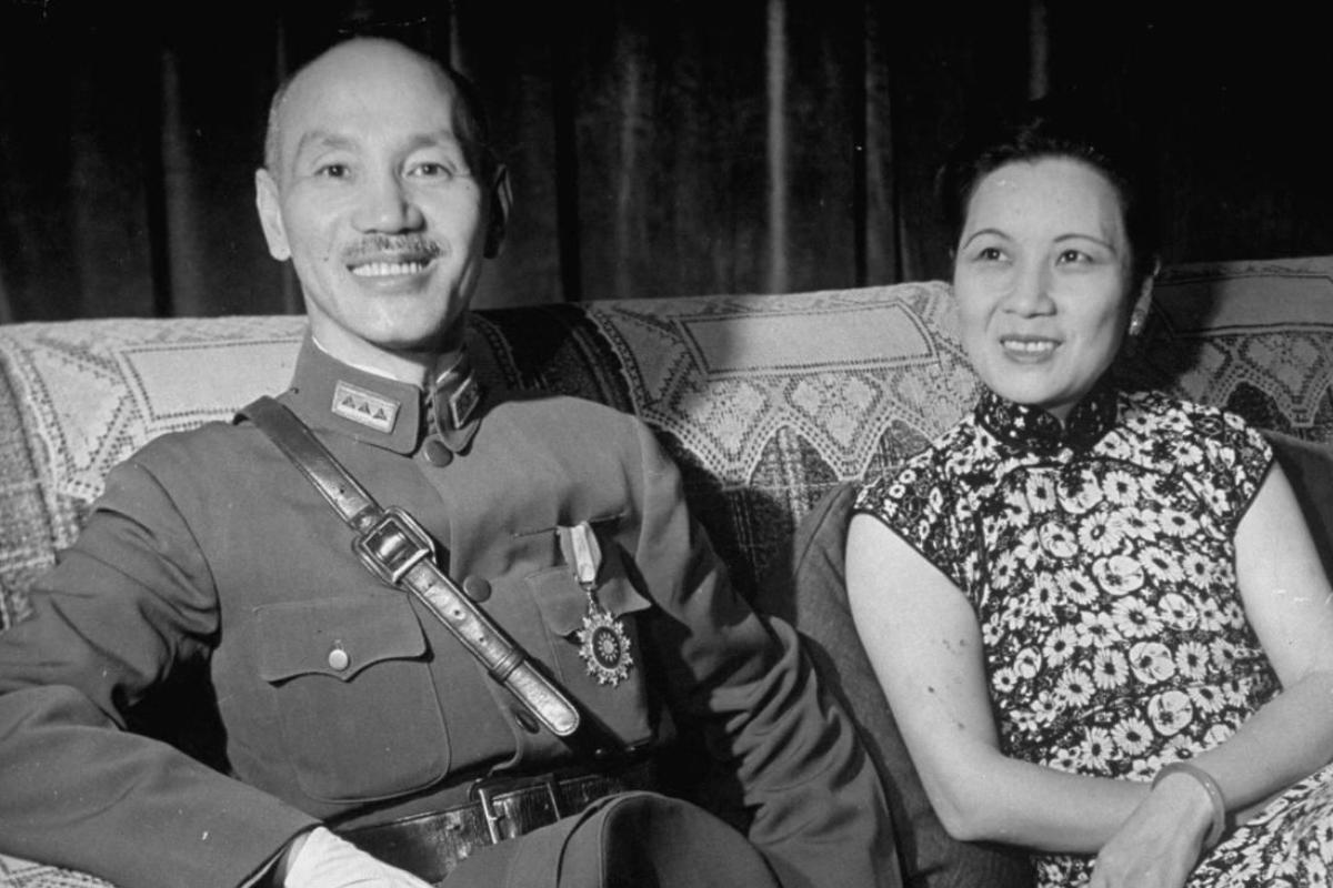 After Chiang Kai-shek's death, Song Meiling hurried to the United ...