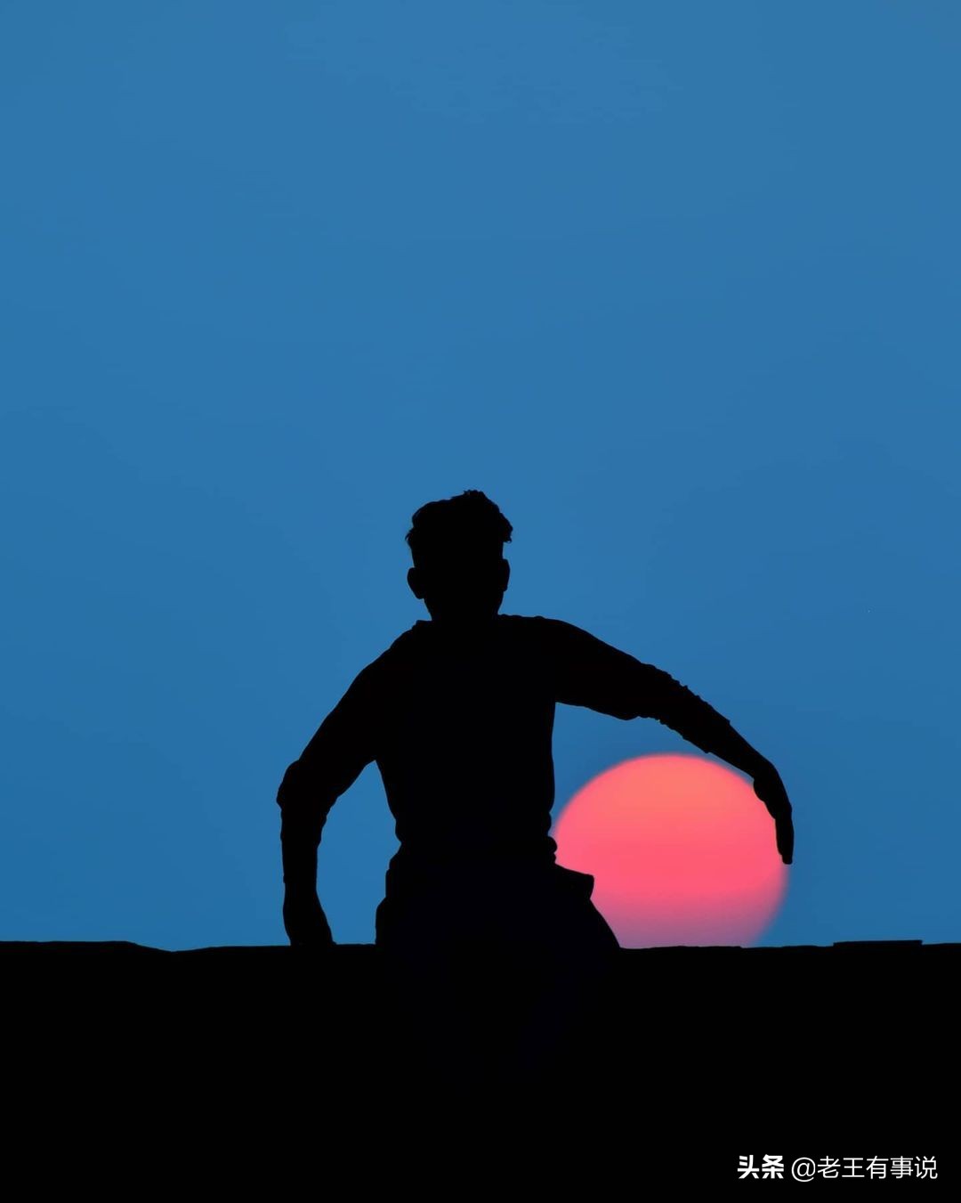 Fun photography, dislocation photography, shocking!Follow the sunset to ...