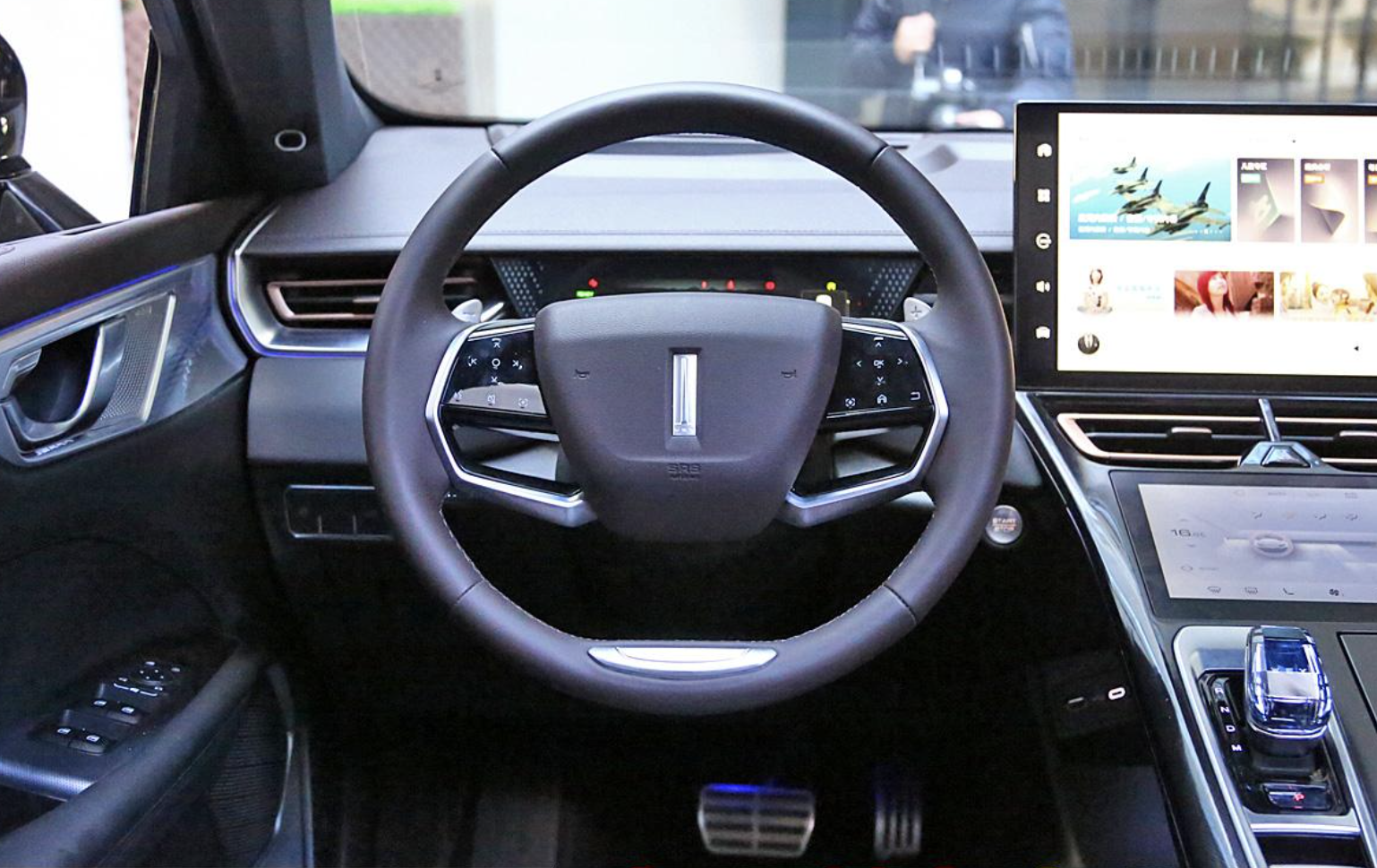 WEY flagship SUV-Mocha, this new set of interiors is very eye-catching ...