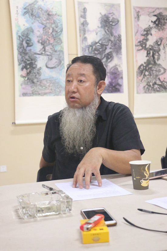 Shao Yan: People who don't have artistic pursuits write in printed form ...