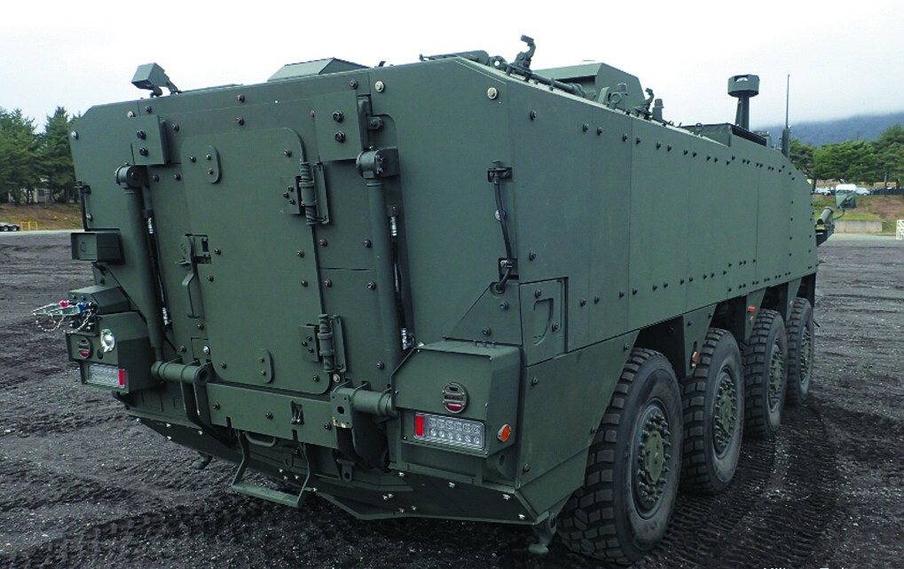 Large eight-wheeled armored vehicles developed by countries all over ...