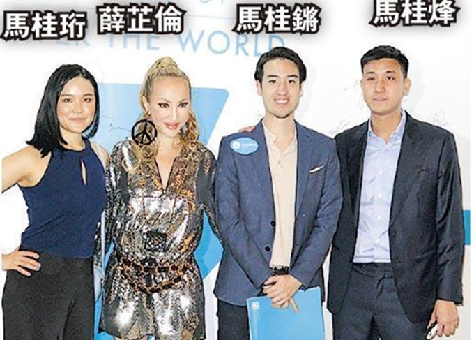 57-year-old Xue Zhilun rarely took a family photo. He suffered from ...