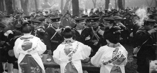 How crazy were Japanese women during World War II?Do not do less bad ...