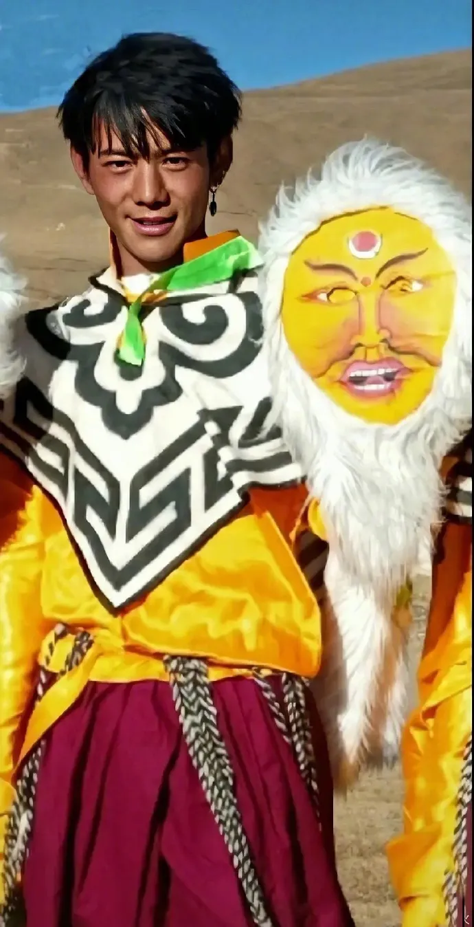 Little Gossip, Chen Kun, Zhu Long, Ding Zhen, Legend of Phoenix - iNEWS