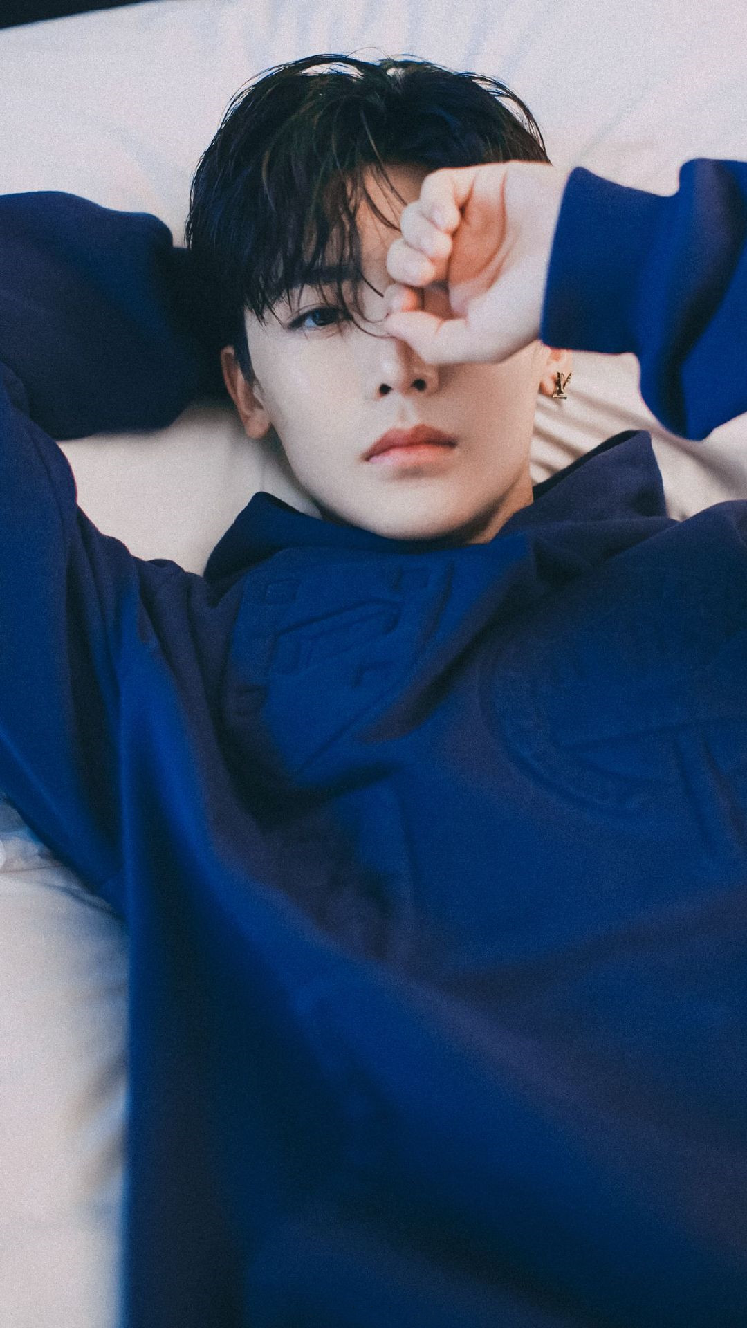 Star series wallpaper ~ Hou Minghao - iNEWS