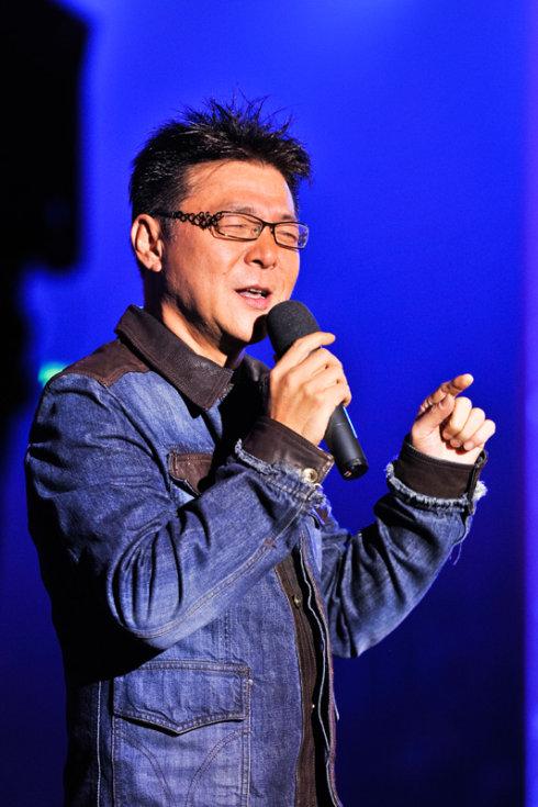 十大實力派男歌手，台灣50後排名，誰的唱功最好 - 資訊咖