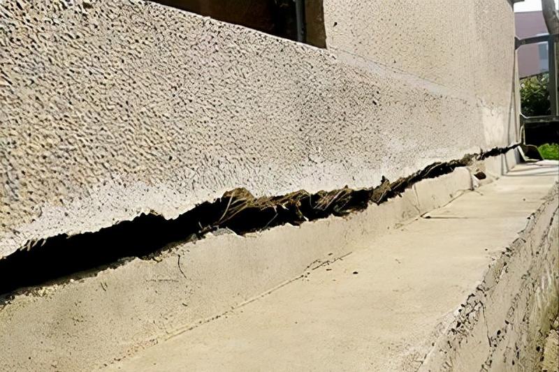 What should I do if the backfill soil sinks?Two methods of efficient ...