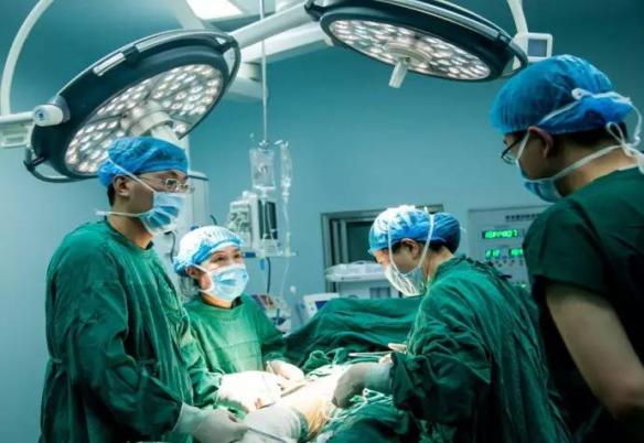 The big secret in the operating room!80% of the chief surgeons are "in ...