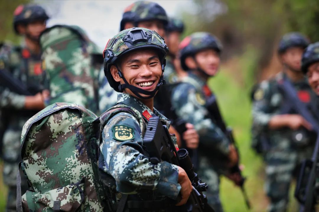 The excellent quality of the special warfare team, the Jiaolong ...