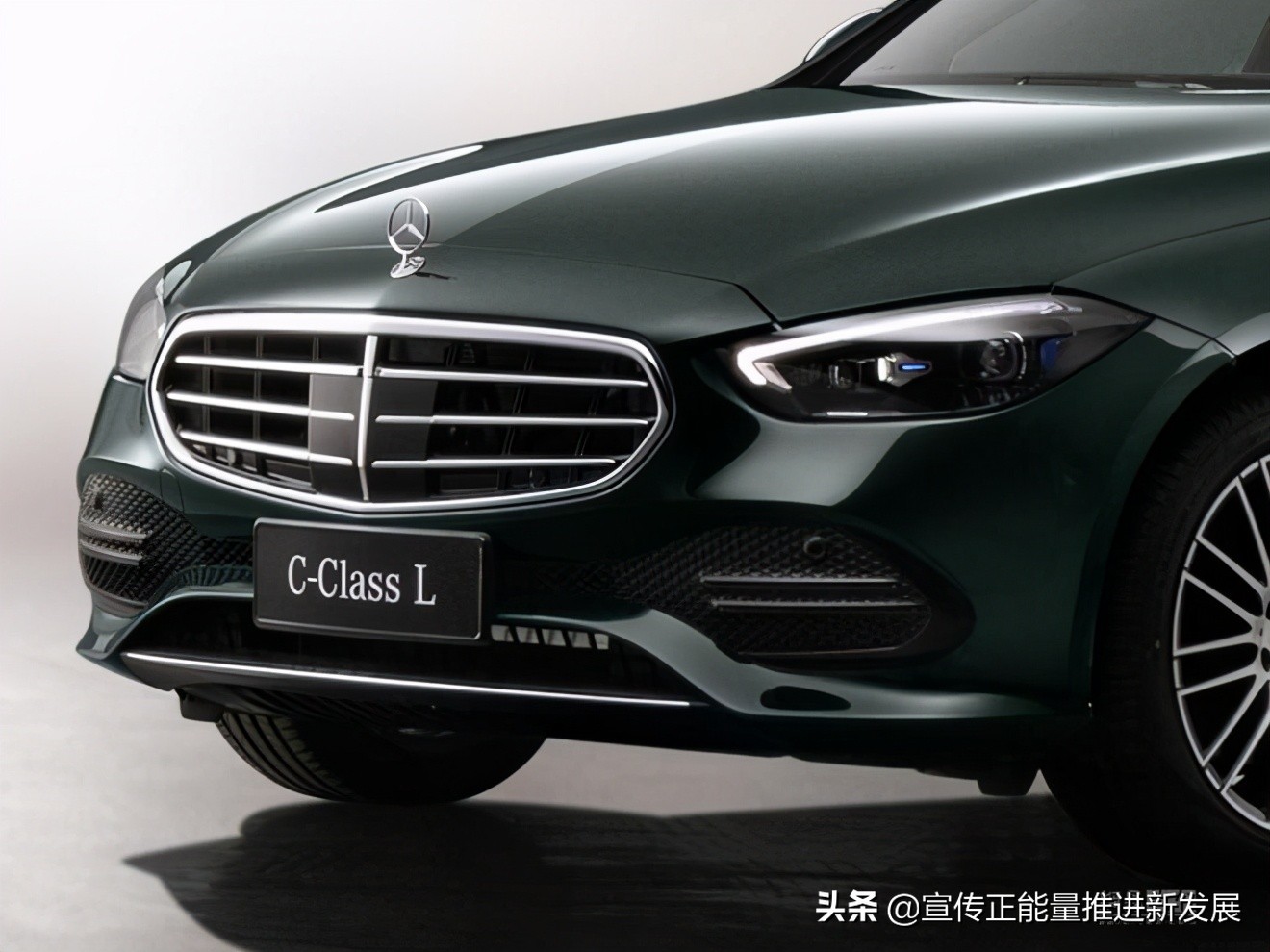 The new Mercedes-Benz long-wheelbase C-Class makes its debut - iNEWS