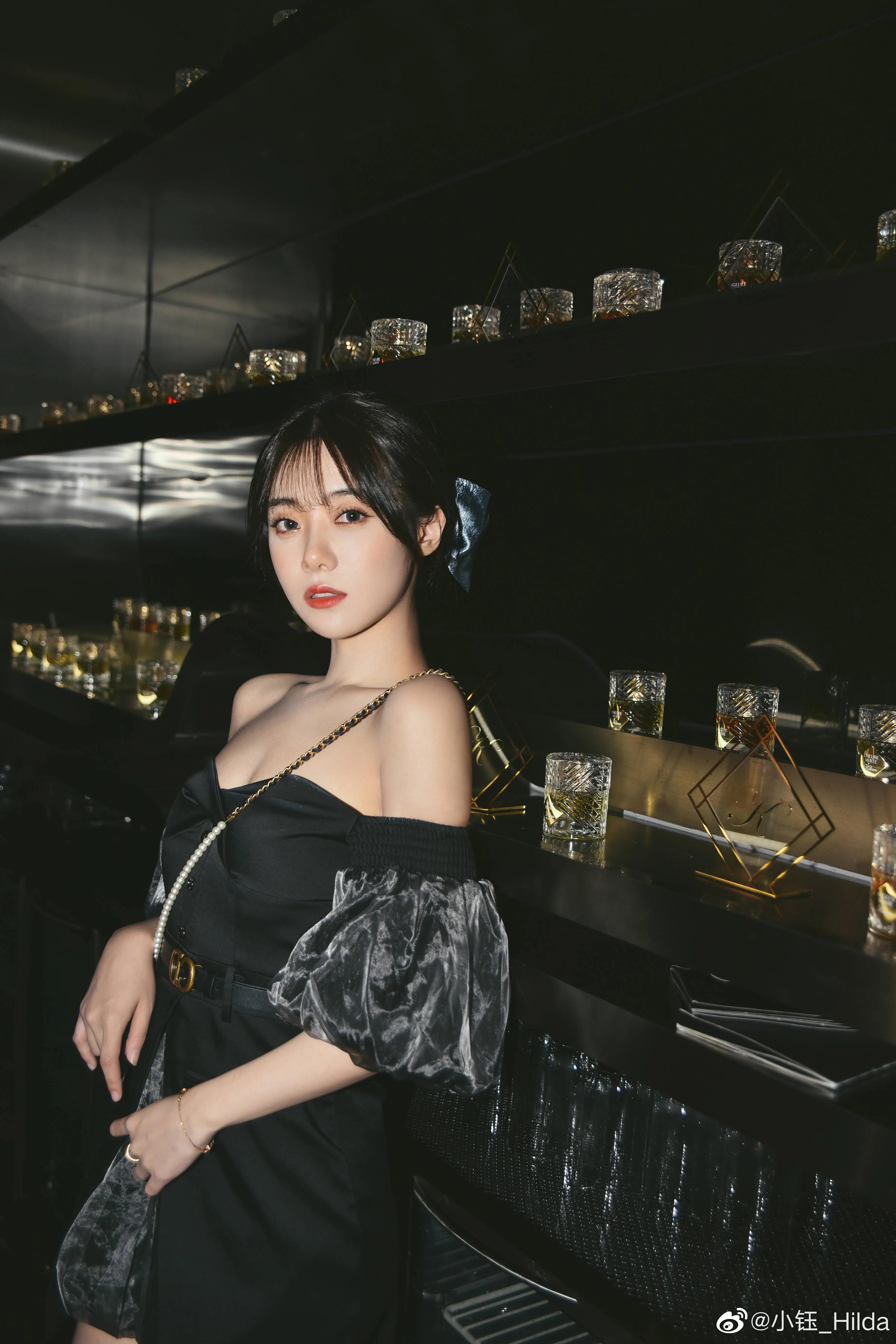 Official host of League of Legends: Xiaoyu - iNEWS