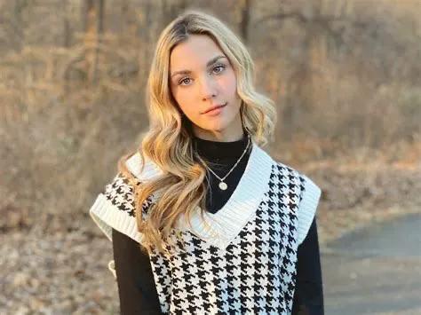 Beautiful actress: Shariah Belle - iNEWS
